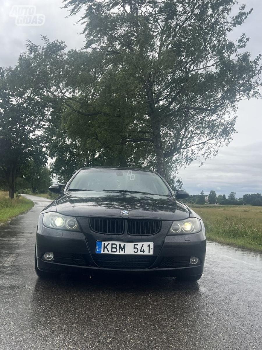 Black BMW 320 2005 in Utena, with an engine capacity of 2.00 L and mileage of 260 thousand km for 4500 €, photo 12 on AUTOMOTO.COM.LV
