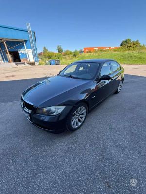 Melns BMW 320 2005 Viļņa, ar dzinēja tilpumu 0.00 L un nobraukumu 290 tūkst. km par 3100 €, foto  vietnē AUTOMOTO.COM.LV
