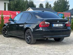 Black BMW 320 2005 in Jelgava, with an engine capacity of 2.00 L and mileage of 350 thousand km for 2990 €, photo 7 on AUTOMOTO.COM.LV