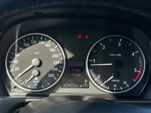Black BMW 320 2005 in Jelgava, with an engine capacity of 2.00 L and mileage of 350 thousand km for 2990 €, photo 17 on AUTOMOTO.COM.LV