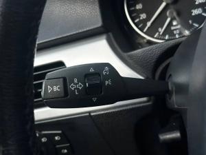 Black BMW 320 2005 in Jelgava, with an engine capacity of 2.00 L and mileage of 350 thousand km for 2990 €, photo 22 on AUTOMOTO.COM.LV