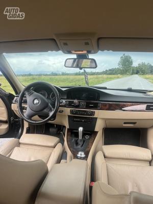 Черный БМВ 320 2005 в Утена, объемом двигателя 2.00 л и пробегом 260 тыс. км за 4000 €, фото 16 на AUTOMOTO.COM.LV