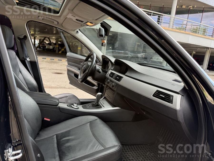 Black BMW 320 2005 in Riga, with an engine capacity of 2.00 L and mileage of 215 thousand km for 2950 €, photo 10 on AUTOMOTO.COM.LV