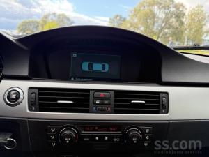 Black BMW 320 2005 in Riga, with an engine capacity of 2.00 L and mileage of 215 thousand km for 2950 €, photo 11 on AUTOMOTO.COM.LV