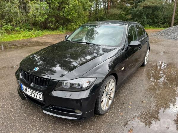 Melns BMW 320 2005 Rīga, ar dzinēja tilpumu 2.00 L un nobraukumu 323 tūkst. km par 4000 €, foto 4 vietnē AUTOMOTO.COM.LV