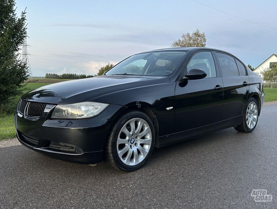 Melns BMW 320 2005 Marijampole, ar dzinēja tilpumu 2.00 L un nobraukumu 258 tūkst. km par 4200 €, foto 1 vietnē AUTOMOTO.COM.LV