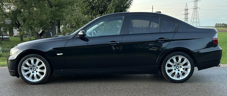 Melns BMW 320 2005 Marijampole, ar dzinēja tilpumu 2.00 L un nobraukumu 258 tūkst. km par 4200 €, foto 3 vietnē AUTOMOTO.COM.LV