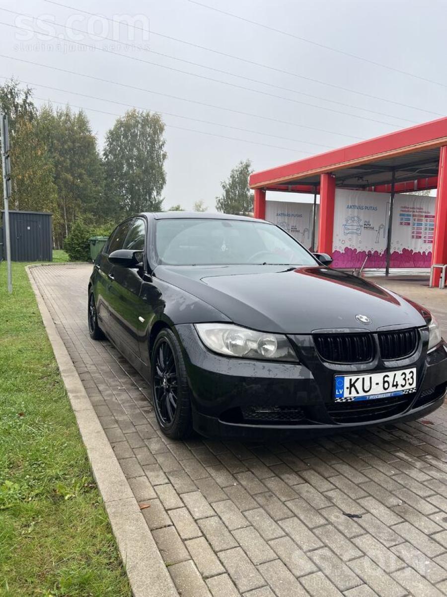 Melns BMW 320 2005 Dobele, ar dzinēja tilpumu 2.00 L un nobraukumu 357 tūkst. km par 3200 €, foto 5 vietnē AUTOMOTO.COM.LV