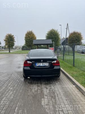 Melns BMW 320 2005 Dobele, ar dzinēja tilpumu 2.00 L un nobraukumu 357 tūkst. km par 3200 €, foto 8 vietnē AUTOMOTO.COM.LV