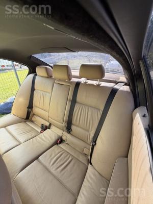 Melns BMW 320 2005 Dobele, ar dzinēja tilpumu 2.00 L un nobraukumu 357 tūkst. km par 3200 €, foto 13 vietnē AUTOMOTO.COM.LV