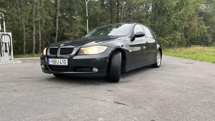 Melns BMW 320 2005 Kauņa, ar dzinēja tilpumu 2.00 L un nobraukumu 400 tūkst. km par 2400 €, foto 7 vietnē AUTOMOTO.COM.LV