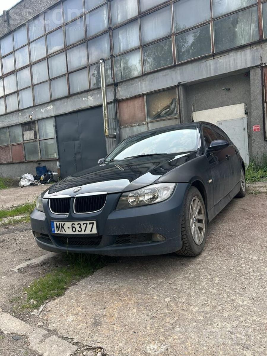 Black BMW 320 2006 in Riga, with an engine capacity of 2.00 L and mileage of 260 thousand km for 9000 €, photo 1 on AUTOMOTO.COM.LV
