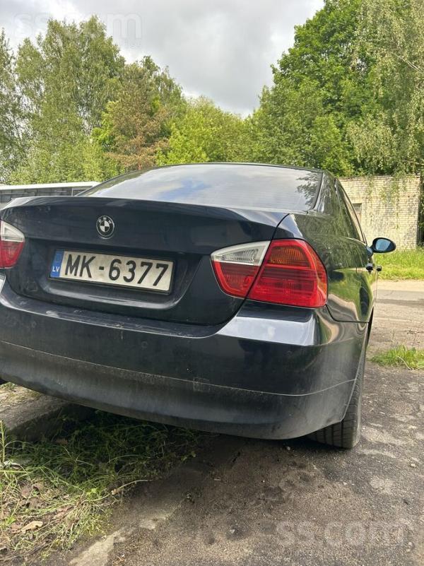 Black BMW 320 2006 in Riga, with an engine capacity of 2.00 L and mileage of 260 thousand km for 9000 €, photo 2 on AUTOMOTO.COM.LV