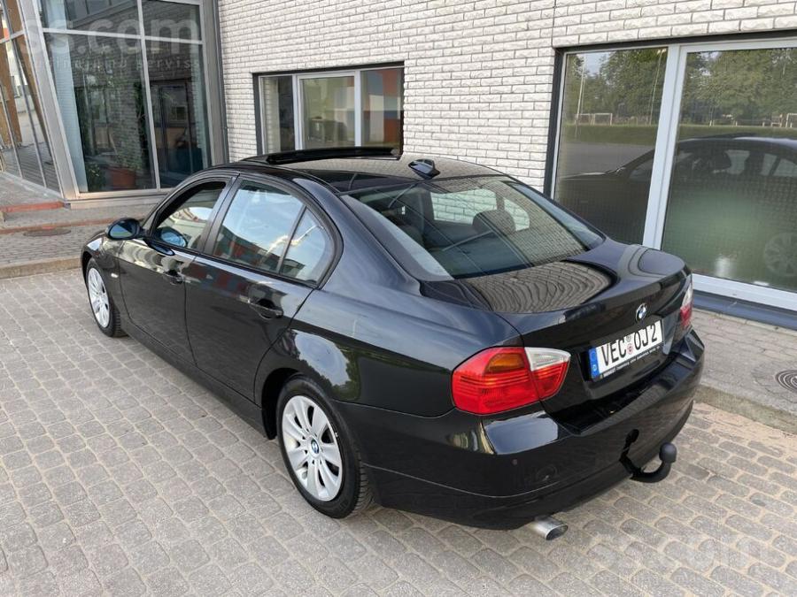 Black BMW 320 2006 in Balvi, with an engine capacity of 2.00 L and mileage of 306 thousand km for 5200 €, photo 3 on AUTOMOTO.COM.LV