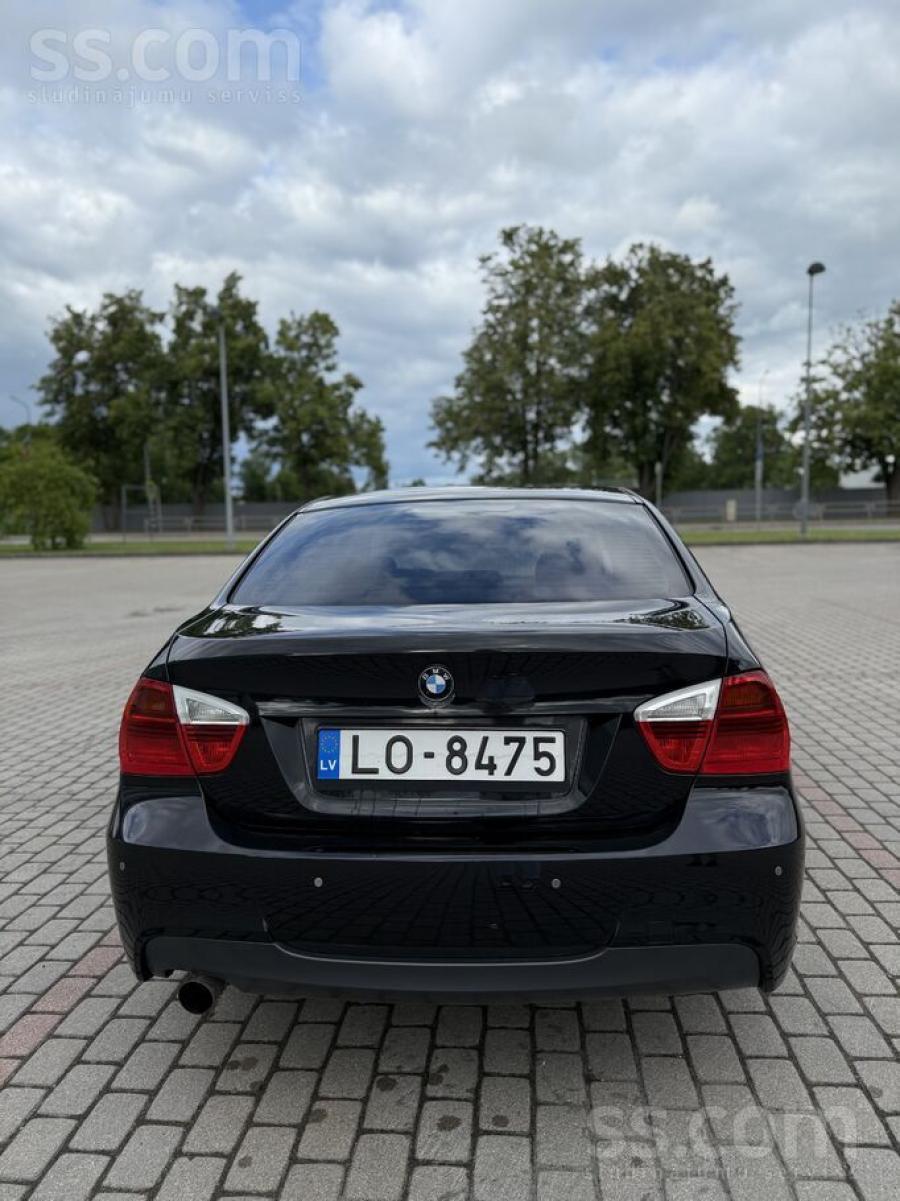 Black BMW 320 2006 in Dobele, with an engine capacity of 2.00 L and mileage of 341 thousand km for 5000 €, photo 3 on AUTOMOTO.COM.LV