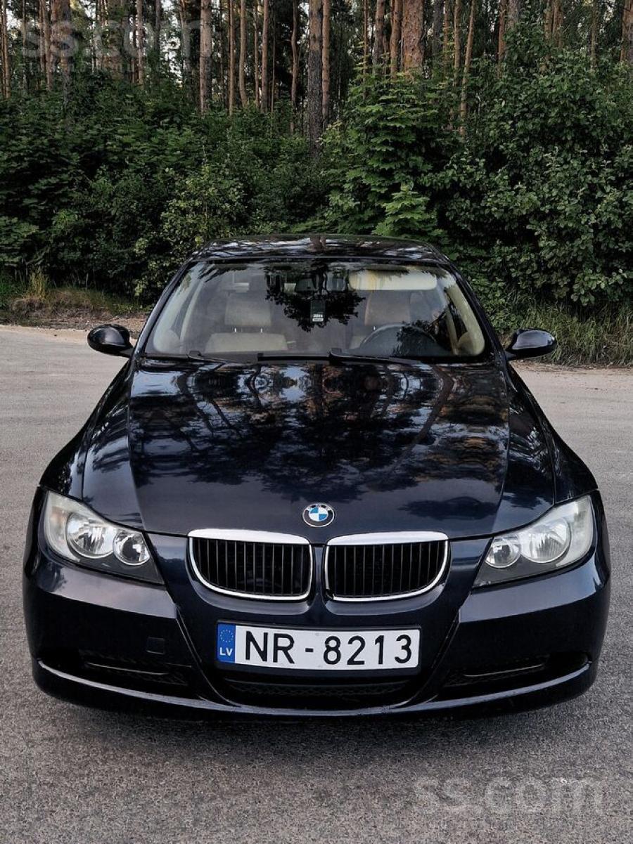Black BMW 320 2006 in Riga, with an engine capacity of 2.00 L and mileage of 330 thousand km for 3000 €, photo 1 on AUTOMOTO.COM.LV