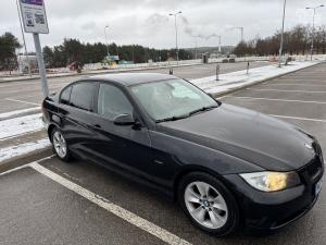 Black BMW 320 2006 in Vilnius, with an engine capacity of 2.00 L and mileage of 251 thousand km for 2300 €, photo 4 on AUTOMOTO.COM.LV