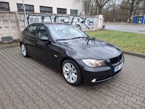 Melns BMW 320 2006 Rīga, ar dzinēja tilpumu 2.00 L un nobraukumu 290 tūkst. km par 4200 €, foto 3 vietnē AUTOMOTO.COM.LV