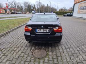 Melns BMW 320 2006 Rīga, ar dzinēja tilpumu 2.00 L un nobraukumu 290 tūkst. km par 4200 €, foto 6 vietnē AUTOMOTO.COM.LV