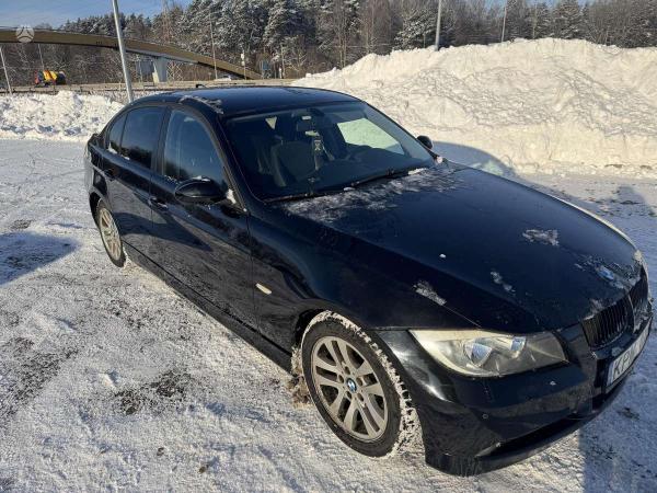 Melns BMW 320 2006 Kauņa, ar dzinēja tilpumu 2.00 L un nobraukumu 352 tūkst. km par 3900 €, foto 5 vietnē AUTOMOTO.COM.LV