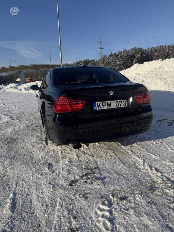 Melns BMW 320 2006 Kauņa, ar dzinēja tilpumu 2.00 L un nobraukumu 352 tūkst. km par 3900 €, foto 8 vietnē AUTOMOTO.COM.LV