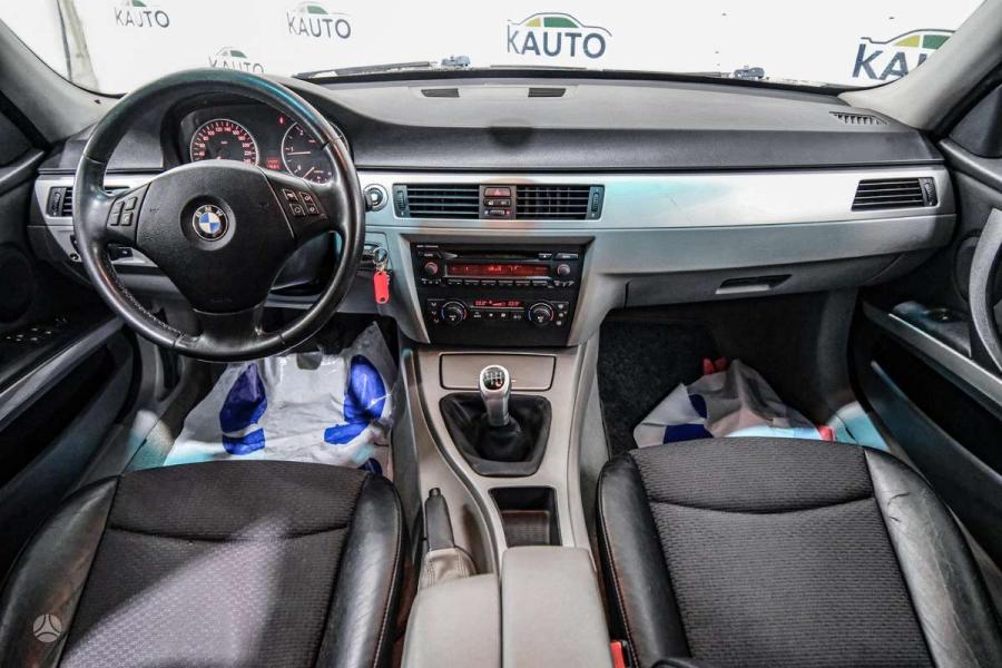 Melns BMW 320 2006 Kauņa, ar dzinēja tilpumu 2.00 L un nobraukumu 420 tūkst. km par 2990 €, foto 7 vietnē AUTOMOTO.COM.LV