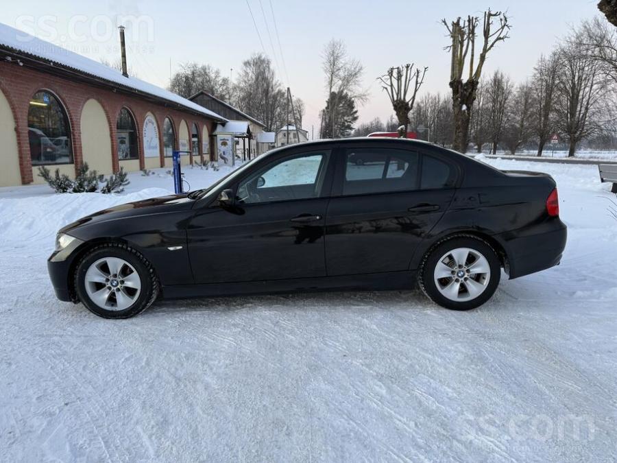 Black BMW 320 2006 in Ogre, with an engine capacity of 2.00 L and mileage of 261 thousand km for 3699 €, photo 7 on AUTOMOTO.COM.LV