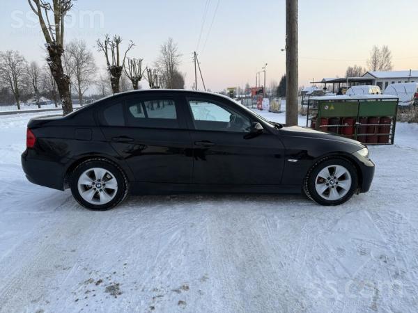 Melns BMW 320 2006 Ogre, ar dzinēja tilpumu 2.00 L un nobraukumu 261 tūkst. km par 3699 €, foto 8 vietnē AUTOMOTO.COM.LV