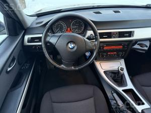 Black BMW 320 2006 in Ogre, with an engine capacity of 2.00 L and mileage of 261 thousand km for 3699 €, photo 10 on AUTOMOTO.COM.LV