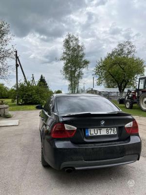 Black BMW 320 2006 in Marijampole, with an engine capacity of 2.00 L and mileage of 442 thousand km for 3000 €, photo 4 on AUTOMOTO.COM.LV