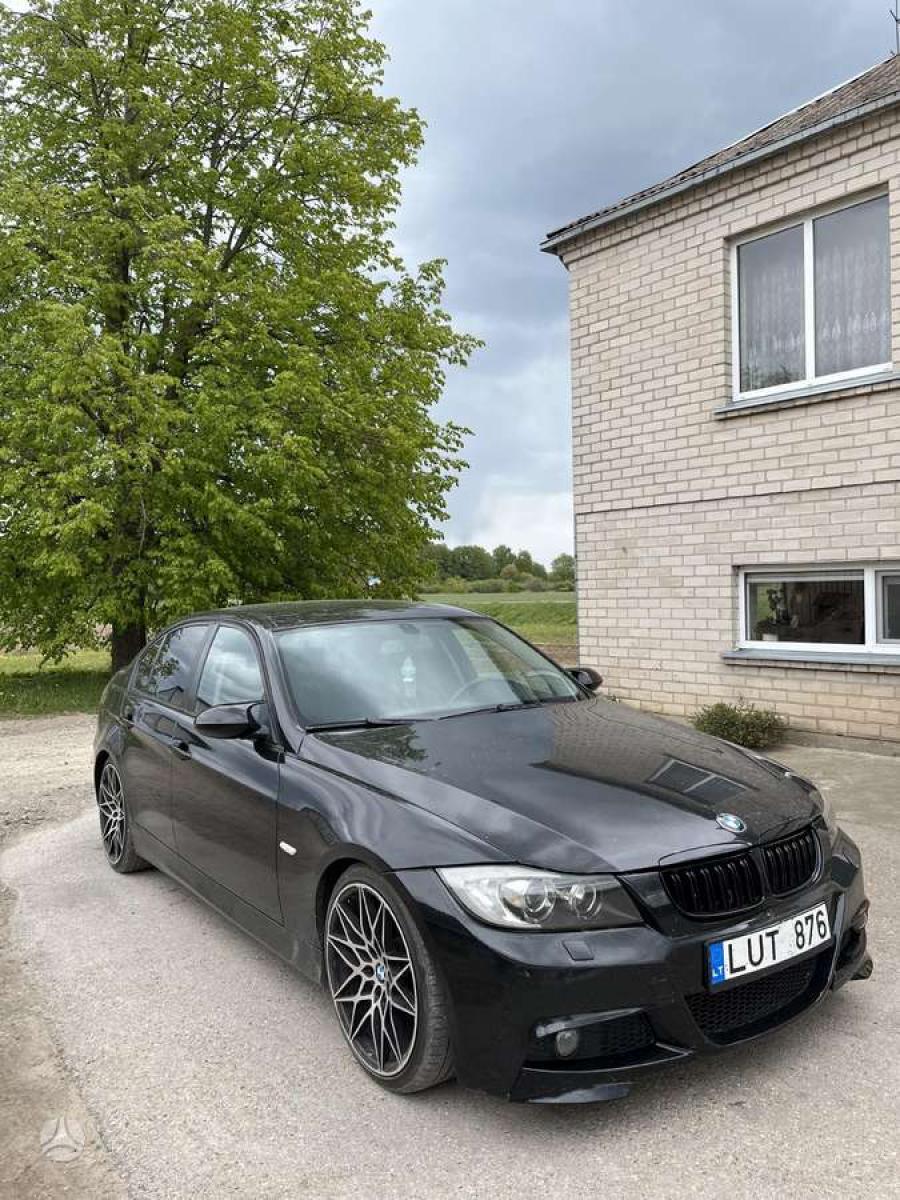 Black BMW 320 2006 in Marijampole, with an engine capacity of 2.00 L and mileage of 442 thousand km for 3000 €, photo 9 on AUTOMOTO.COM.LV