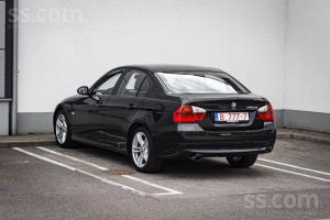 Black BMW 320 2006 in Riga, with an engine capacity of 2.00 L and mileage of 367 thousand km for 3850 €, photo 5 on AUTOMOTO.COM.LV