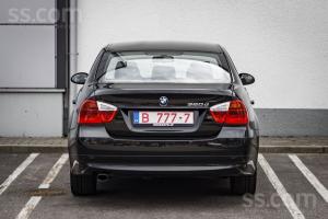 Black BMW 320 2006 in Riga, with an engine capacity of 2.00 L and mileage of 367 thousand km for 3850 €, photo 6 on AUTOMOTO.COM.LV