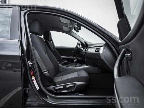 Black BMW 320 2006 in Riga, with an engine capacity of 2.00 L and mileage of 367 thousand km for 3850 €, photo 10 on AUTOMOTO.COM.LV