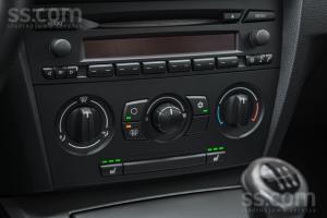 Black BMW 320 2006 in Riga, with an engine capacity of 2.00 L and mileage of 367 thousand km for 3850 €, photo 21 on AUTOMOTO.COM.LV