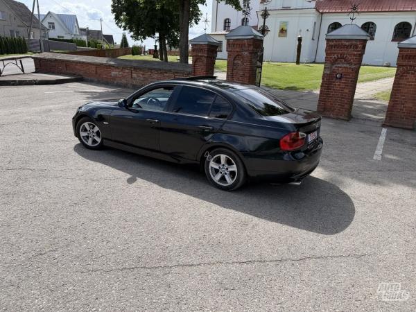 Melns BMW 320 2006 Raseiniai, ar dzinēja tilpumu 2.00 L un nobraukumu 268 tūkst. km par 1290 €, foto 2 vietnē AUTOMOTO.COM.LV