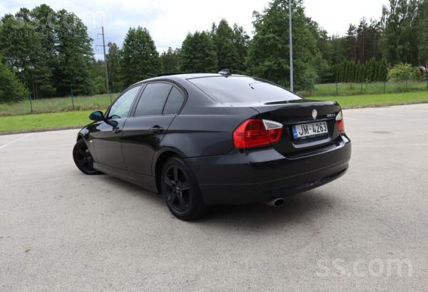 Melns BMW 320 2006 Rīga, ar dzinēja tilpumu 2.00 L un nobraukumu 343 tūkst. km par 4490 €, foto 2 vietnē AUTOMOTO.COM.LV