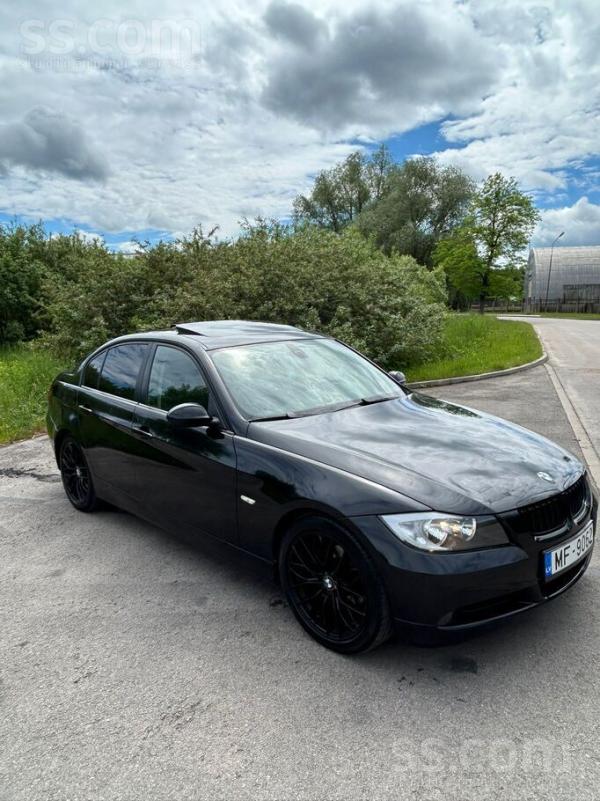 Melns BMW 320 2006 Jelgava, ar dzinēja tilpumu 2.00 L un nobraukumu 338 tūkst. km par 4000 €, foto 1 vietnē AUTOMOTO.COM.LV