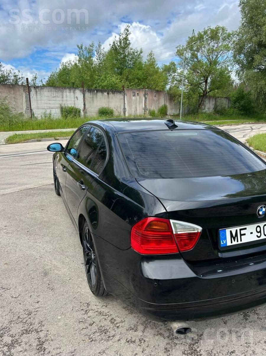 Melns BMW 320 2006 Jelgava, ar dzinēja tilpumu 2.00 L un nobraukumu 338 tūkst. km par 4000 €, foto 4 vietnē AUTOMOTO.COM.LV