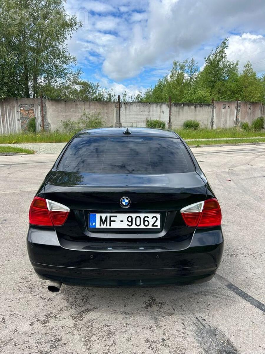Melns BMW 320 2006 Jelgava, ar dzinēja tilpumu 2.00 L un nobraukumu 338 tūkst. km par 4000 €, foto 5 vietnē AUTOMOTO.COM.LV