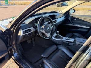 Melns BMW 320 2006 Rīga, ar dzinēja tilpumu 2.00 L un nobraukumu 253 tūkst. km par 3600 €, foto 5 vietnē AUTOMOTO.COM.LV