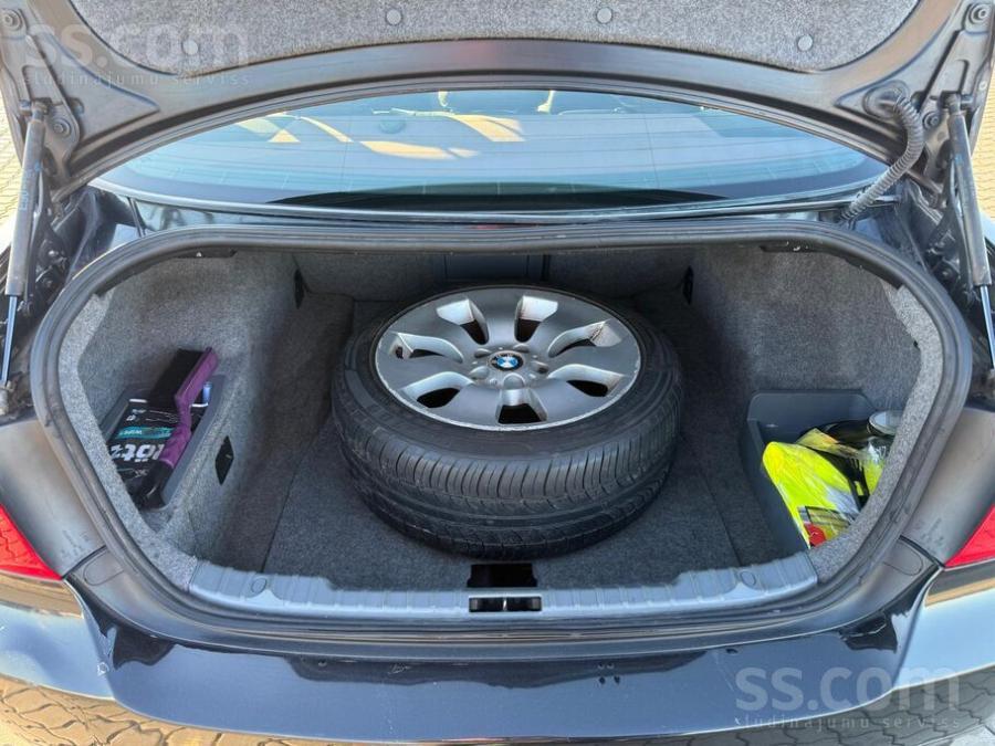 Melns BMW 320 2006 Rīga, ar dzinēja tilpumu 2.00 L un nobraukumu 253 tūkst. km par 3600 €, foto 8 vietnē AUTOMOTO.COM.LV