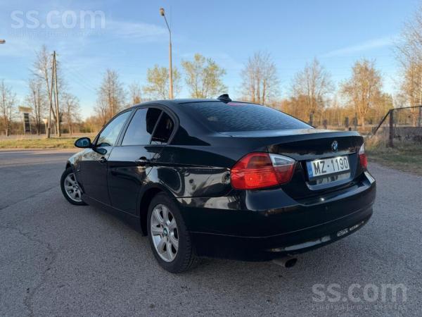 Черный БМВ 320 2006 в Огре, объемом двигателя 2.00 л и пробегом 316 тыс. км за 3497 €, фото 4 на AUTOMOTO.COM.LV