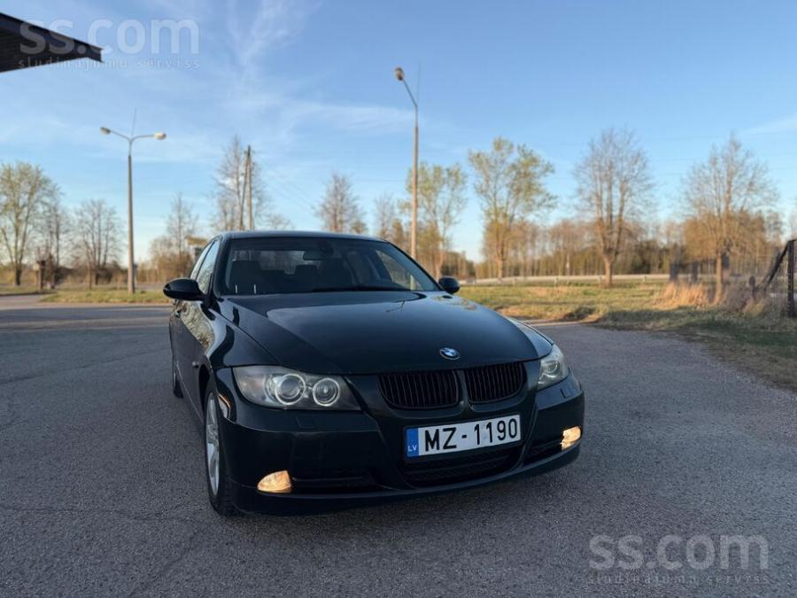 Melns BMW 320 2006 Ogre, ar dzinēja tilpumu 2.00 L un nobraukumu 316 tūkst. km par 3497 €, foto 3 vietnē AUTOMOTO.COM.LV