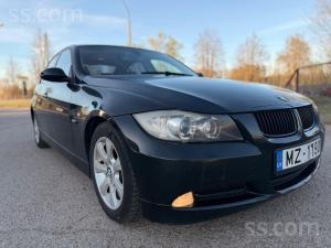 Melns BMW 320 2006 Ogre, ar dzinēja tilpumu 2.00 L un nobraukumu 316 tūkst. km par 3497 €, foto 4 vietnē AUTOMOTO.COM.LV