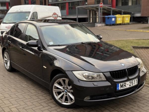 Melns BMW 320 2006 Rīga, ar dzinēja tilpumu 2.00 L un nobraukumu 305 tūkst. km par 3990 €, foto 1 vietnē AUTOMOTO.COM.LV
