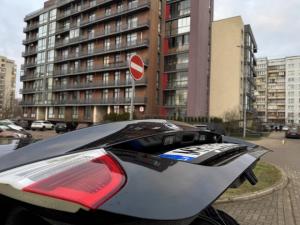 Melns BMW 320 2006 Rīga, ar dzinēja tilpumu 2.00 L un nobraukumu 305 tūkst. km par 3990 €, foto 22 vietnē AUTOMOTO.COM.LV