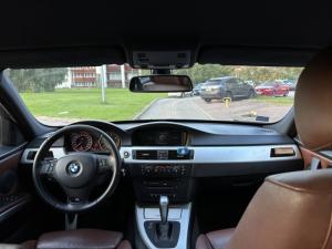 Melns BMW 320 2006 Rīga, ar dzinēja tilpumu 2.00 L un nobraukumu 328 tūkst. km par 3990 €, foto 6 vietnē AUTOMOTO.COM.LV