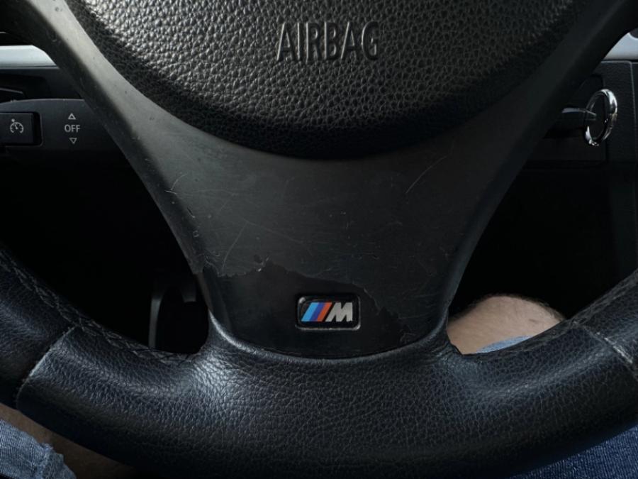 Melns BMW 320 2006 Rīga, ar dzinēja tilpumu 2.00 L un nobraukumu 328 tūkst. km par 3990 €, foto 18 vietnē AUTOMOTO.COM.LV