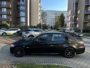 Melns BMW 320 2006 Rīga, ar dzinēja tilpumu 2.00 L un nobraukumu 328 tūkst. km par 3990 €, foto 25 vietnē AUTOMOTO.COM.LV
